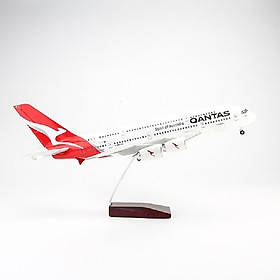 Mua Mô hình máy bay Qantas Airbus A380 47cm có bánh xe và đèn led
