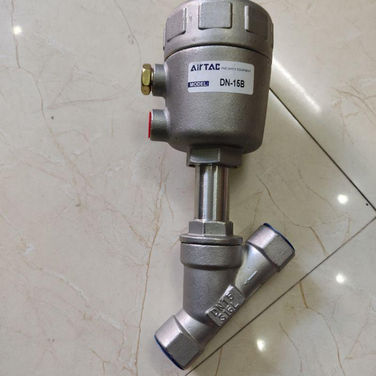 Mua Van Y xiên DN15 ( ren 21mm ) inox 316 dùng khí nén loại hãng airtac