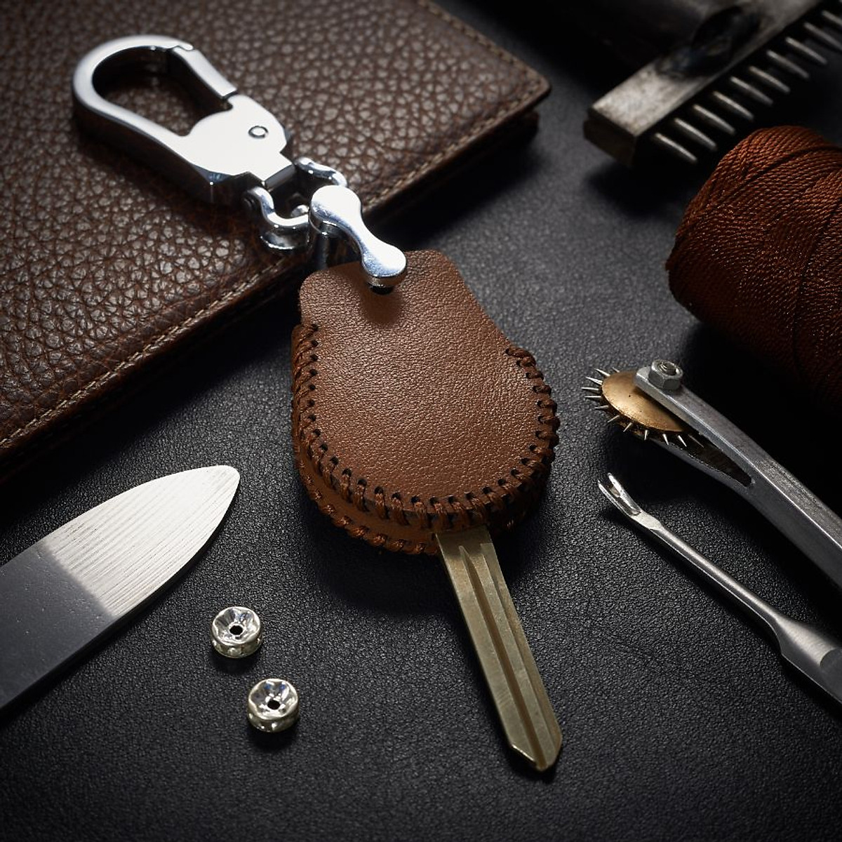 Mua Bao Da Chìa Khóa dành cho Ô Tô Nissan Navara 4 Nút Da Bò Sáp - da ...