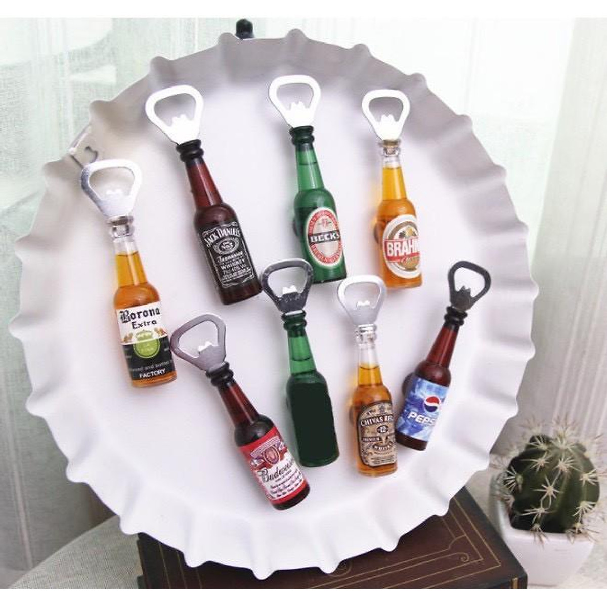 Mua Dụng cụ khui bia, nước ngọt cầm tay hình chai bia, có nam châm hít ...