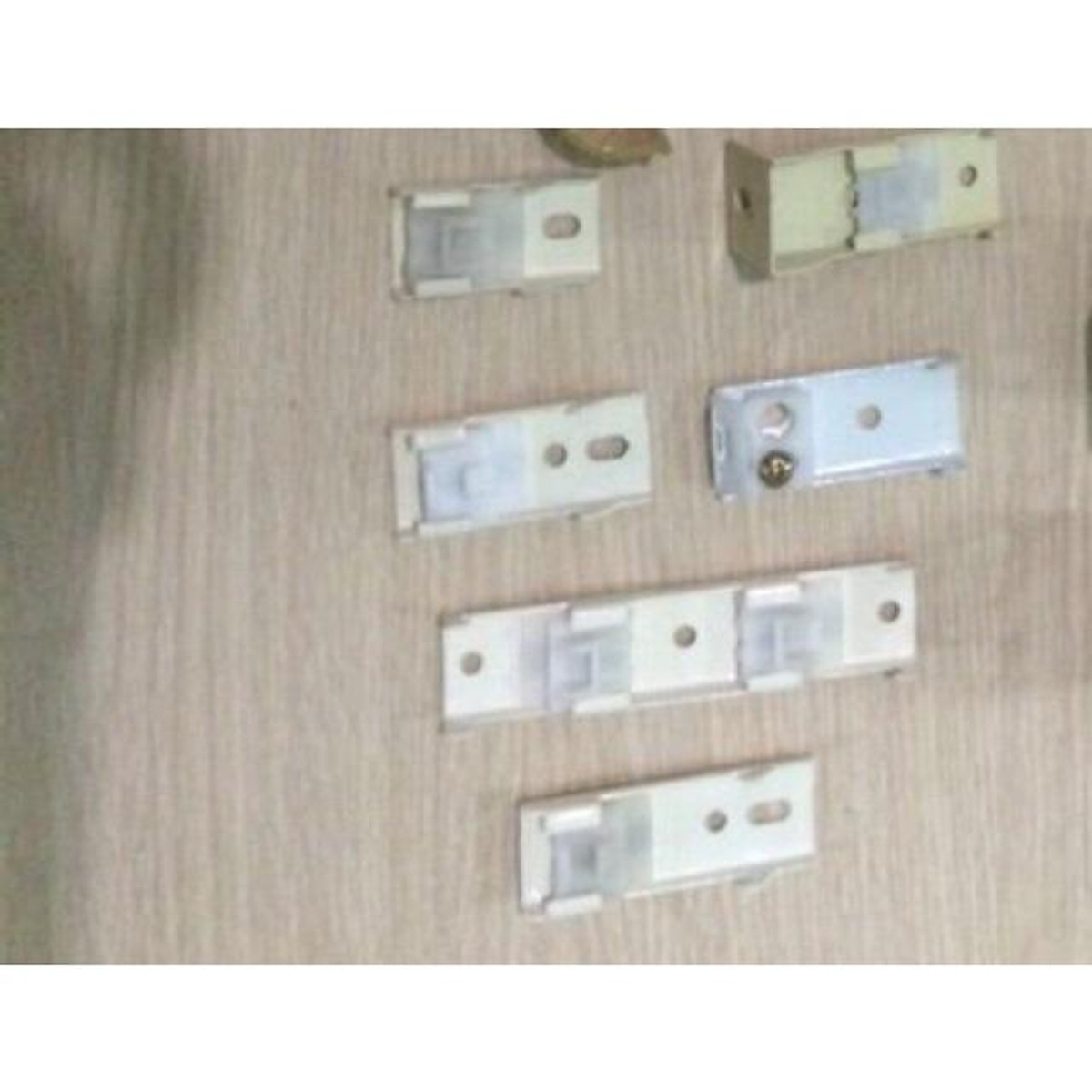 Ke treo rèm thanh ray bi | Tiki