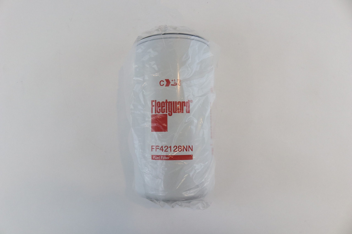 Mua Fleetguard Liquid Filtration 5839-FF42128NN Fuel Filter Spin-On