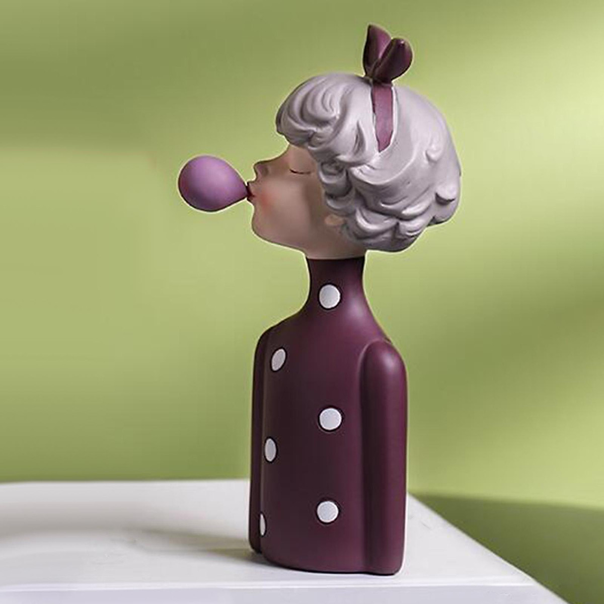 Cute Girl Statue Resin Table Sculpture for Fireplace Desk Entrance Cabinet