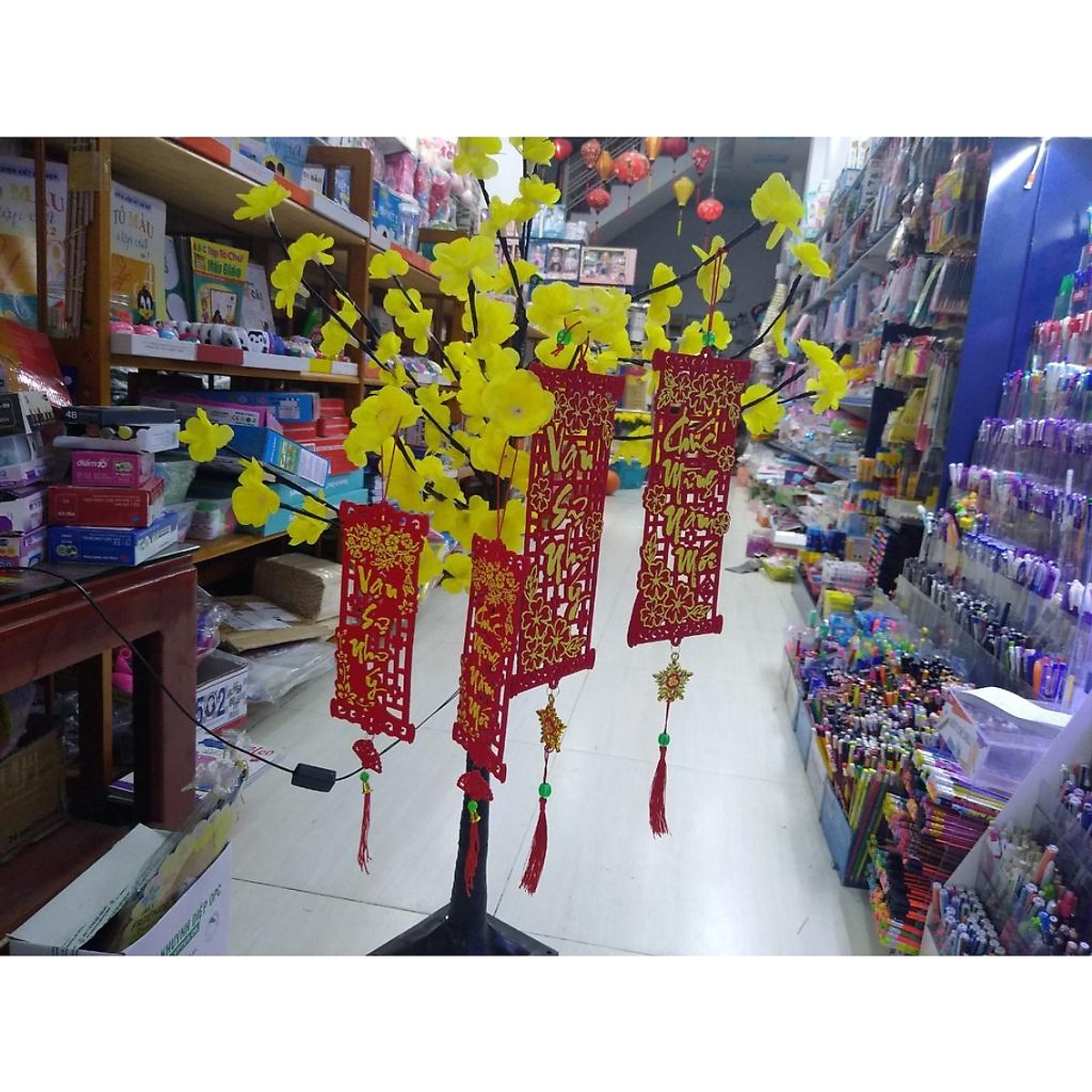Mua Dây Liễn Treo Trang Trí Tết, Dây Treo Cây Đào Cây Mai Ngày Tết - 2 ...