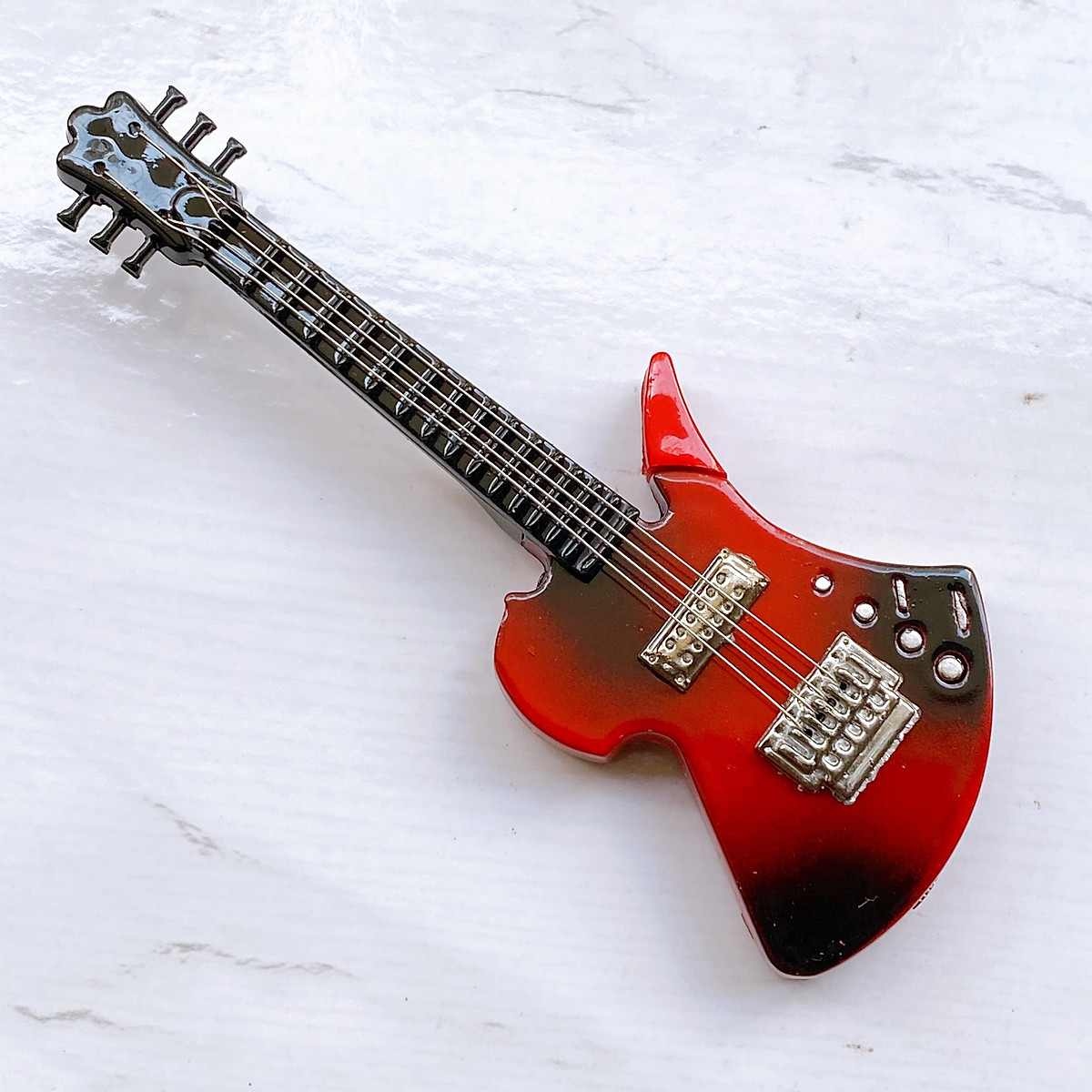 Hộp Quẹt Bật Lửa Khè Hình Cây Đàn Ghi-ta (Guitar) Mini độc lạ làm Quà tặng ý nghĩa, lưu niệm ...