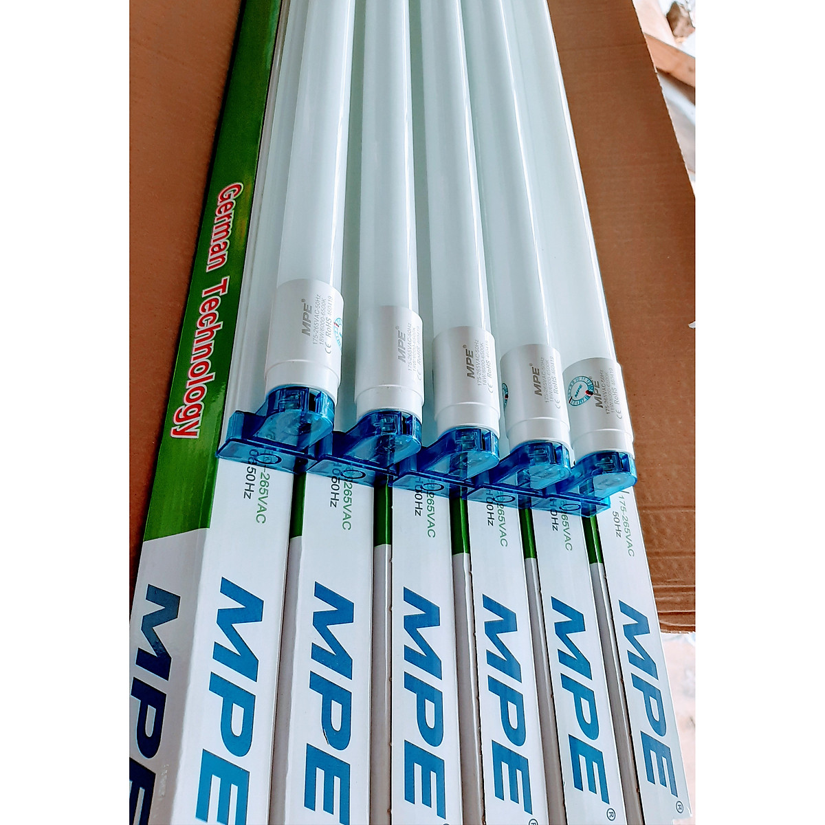 Mua Combo 5 Bộ Bóng Đèn Led Tuýp 1m2 MPE T8 Ánh Sáng Trắng 6500K tại Đèn Pháo