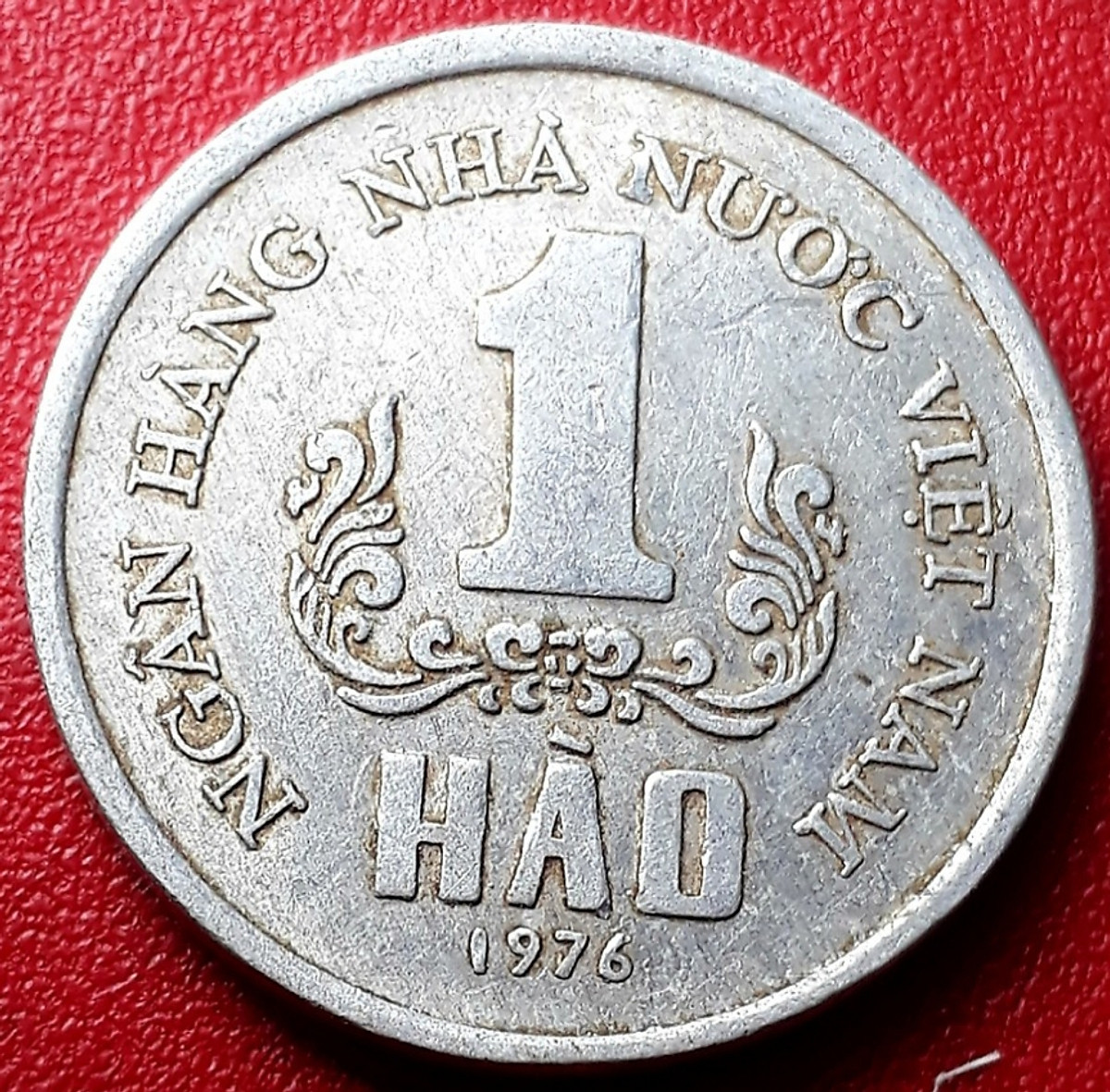 Đồng xu Việt Nam 1 hào phát hành năm 1976 - Vật phẩm phong thủy khác