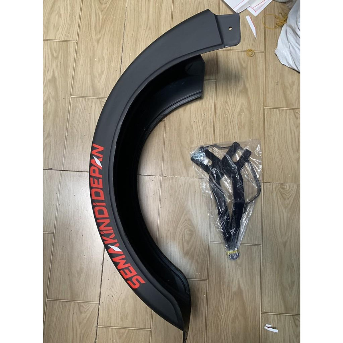 Mua Chắn bùn xe exciter 150 màu đen nhám tại Thiện Thảo 568