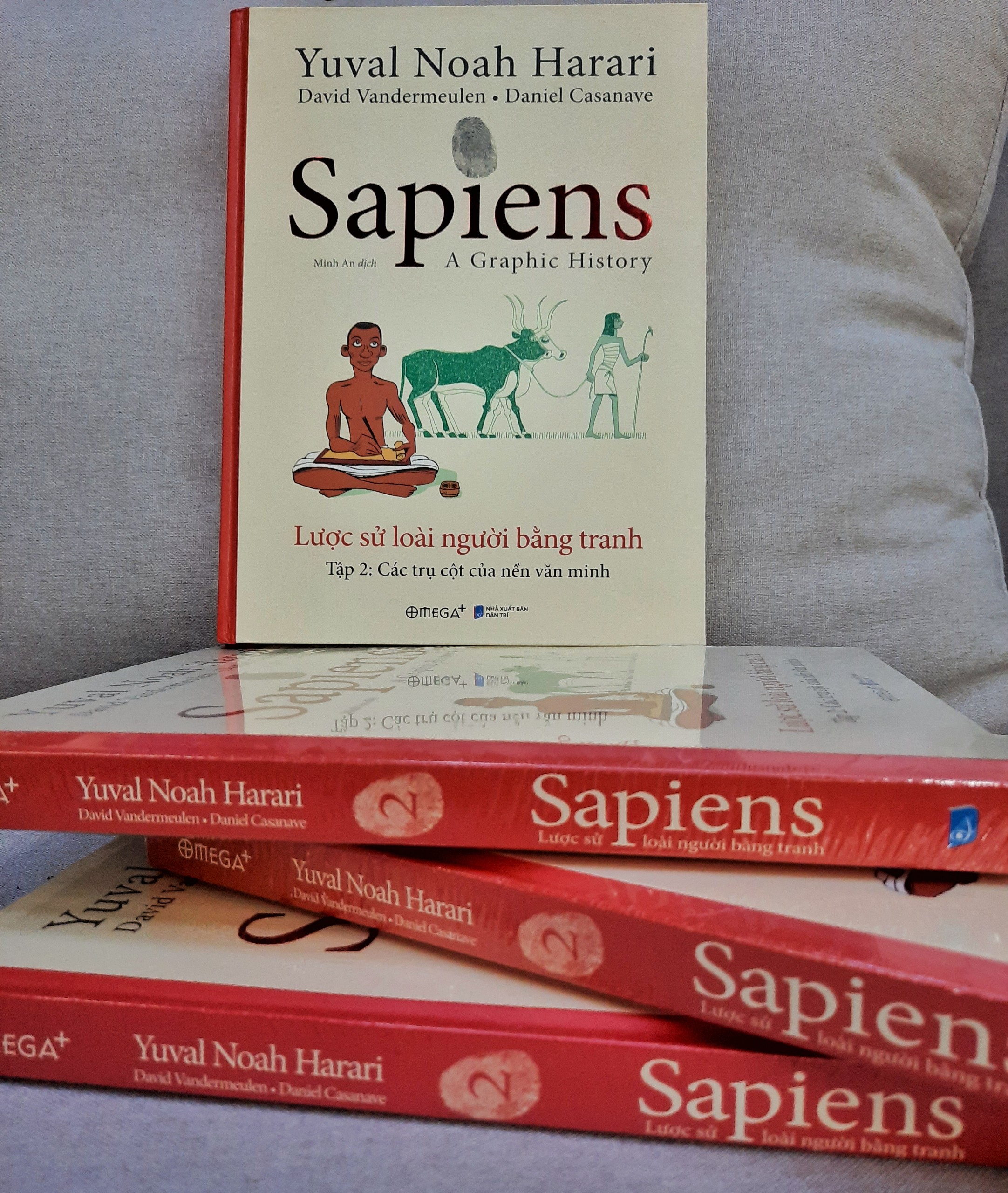 Review Sapiens - Lược Sử Loài Người Bằng Tranh - Tập 2 : Những Trụ Cột Của Nền Văn Minh (Tặng ...