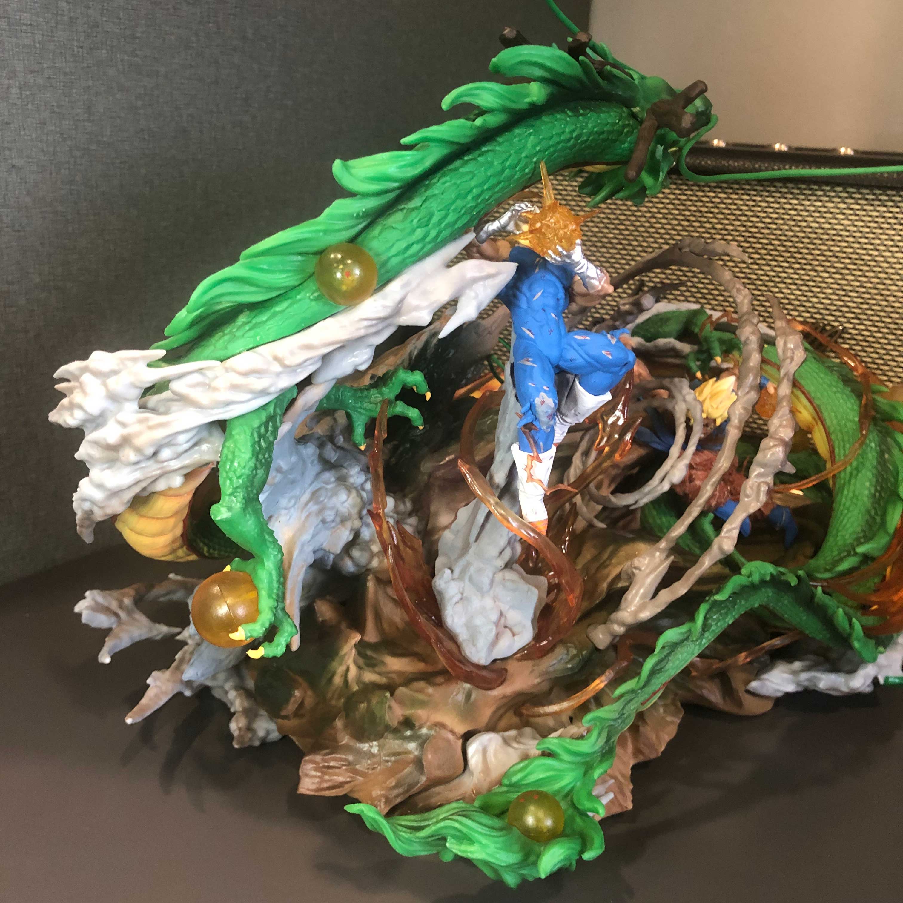 Review Mô hình Vegeta vs Goku 25 cm có LED (USB) - Dragon Ball